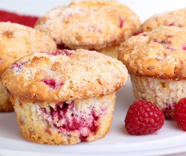 Raspberry Muffins with Streusel | DCI